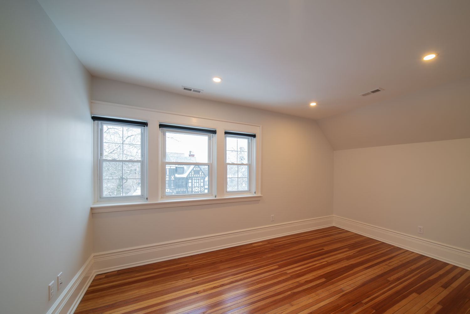 The George Lewis Apartments At 197 - Sinatra & Co.